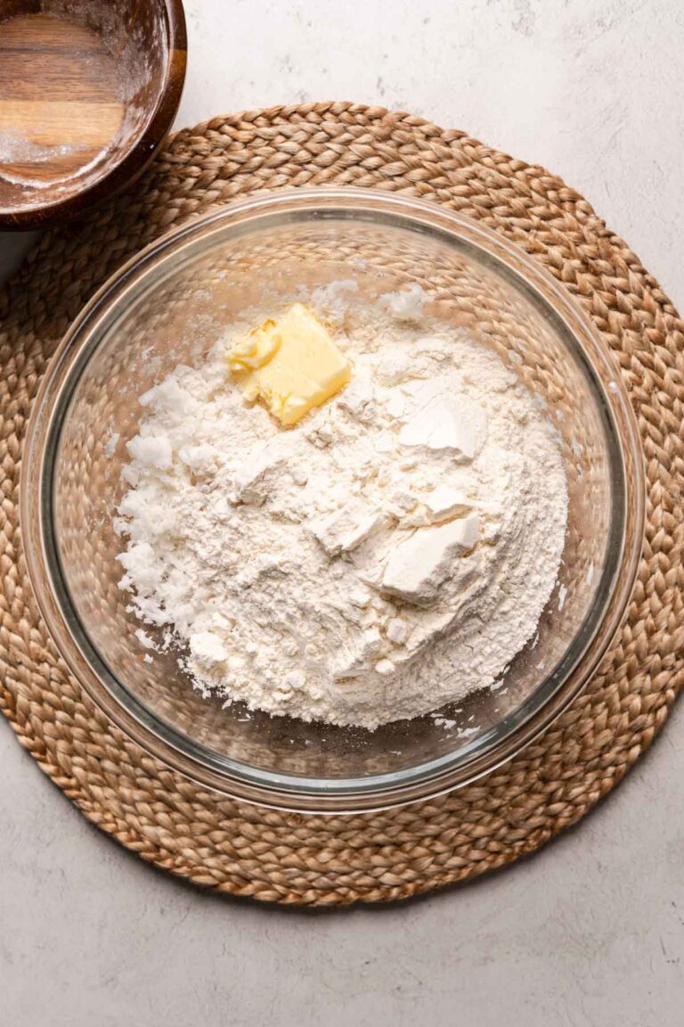 Sri Lankan Coconut Roti (Pol Roti)