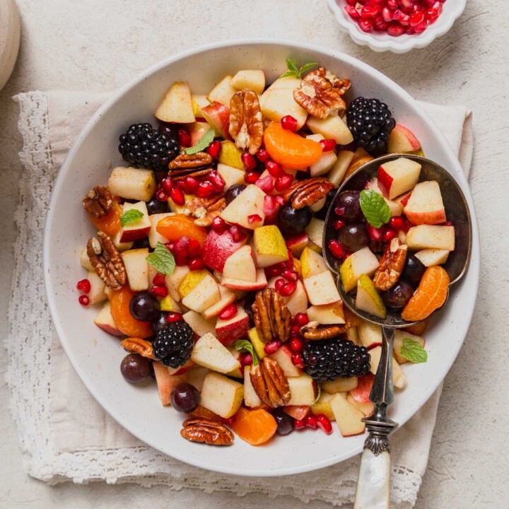 Fall Fruit Salad (Thanksgiving Fruit Salad)